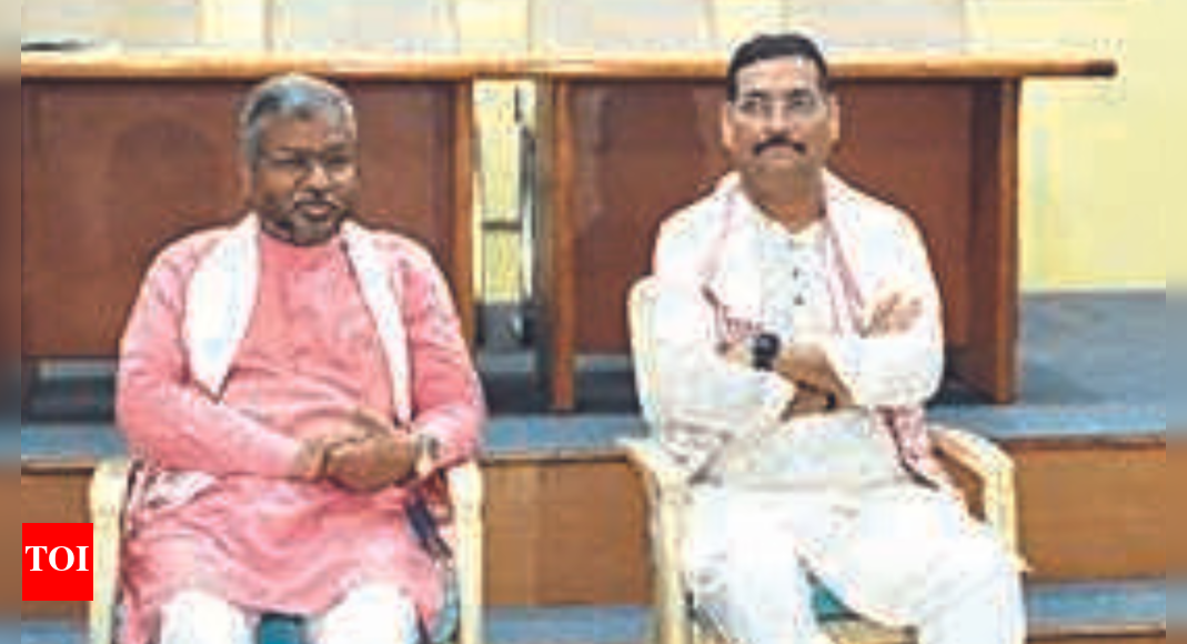 Jharkhand: BJP yet to decide on its stand in assembly, pins hope on ...