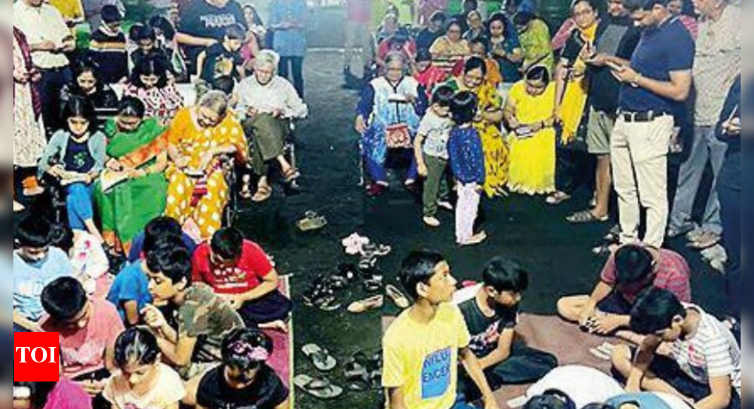 Zero Curbs Spark Demand For Magic Shows, Fun Events | Pune News - Times ...