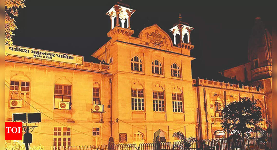 At Vmc Fete, Teachers Raise Own Demands | Vadodara News - Times of India