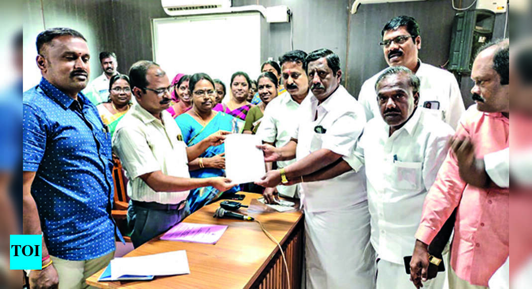 Aiadmk: Dmk Regains Manapparai Municipality From Aiadmk | Trichy News ...