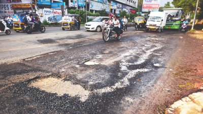 Pwd: Pwd Starts Tarring Work Near Dhobi Ghat Stretch | Pune News ...