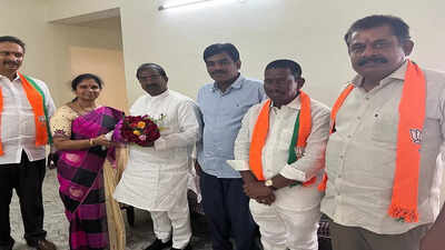 Andhra Pradesh BJP appoints industrialist Sumati Surathani women's wing's vice-president ...