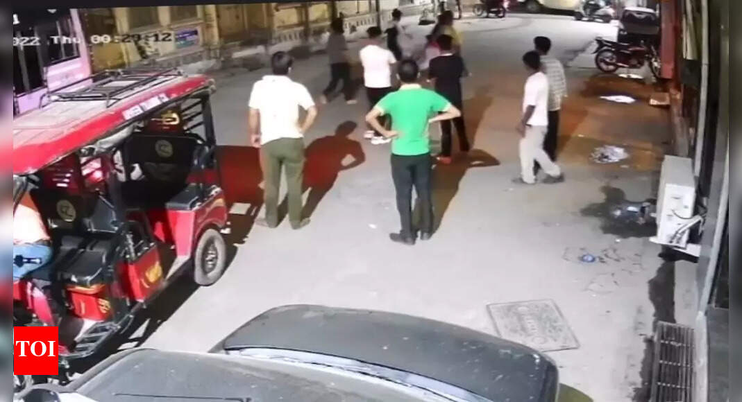 Punjab: Youth killed for chewing tobacco near Amritsar's Golden Temple | Amritsar News - Times ...