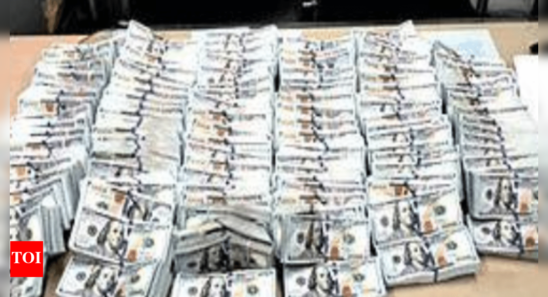 Kolkata Rs 9 3 Crore In Dollars Seized At Airport Kolkata News