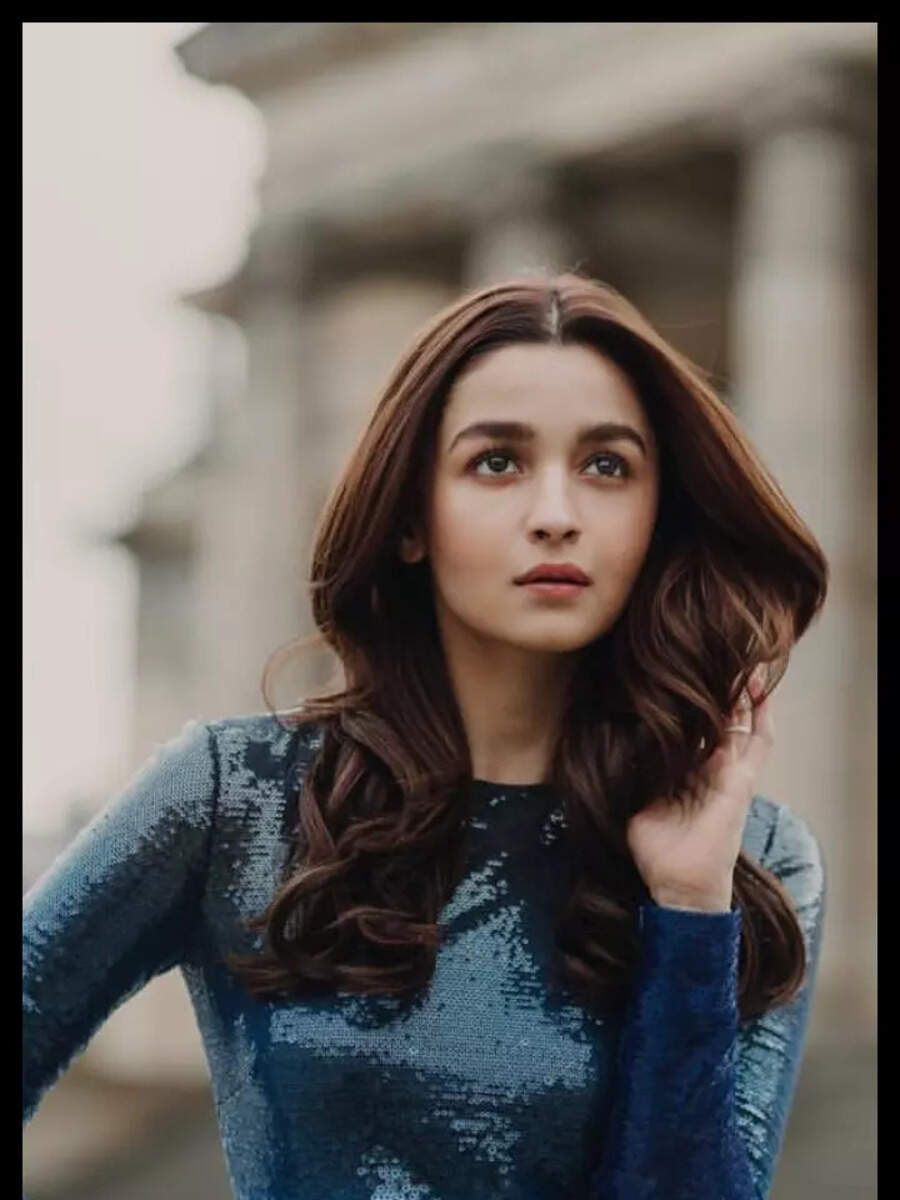 9 Times 'Brahmastra' star Alia Bhatt stunned in stylish bodycon dresses ...