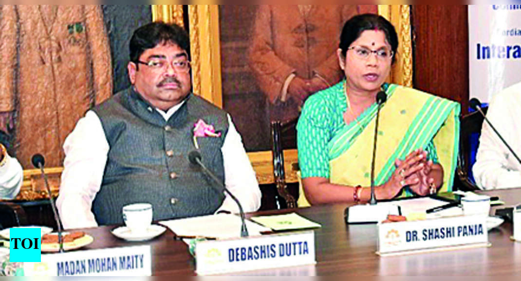 Political, Fin Stability In State Apt For Biz: Panja | Kolkata News ...