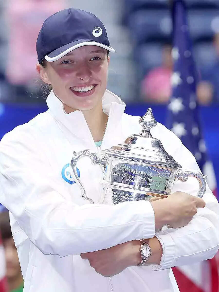 Iga Swiatek beats Ons Jabeur to win US Open title | Times of India