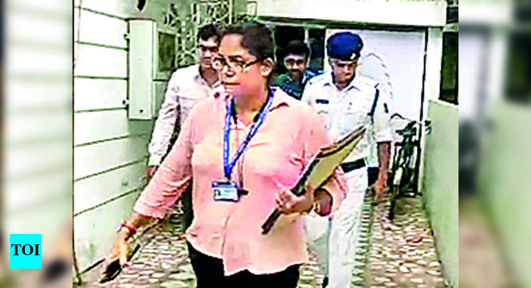 Cid: Assets Case: Cid Conducts Raids On Ips Officer, Bizman | Kolkata ...