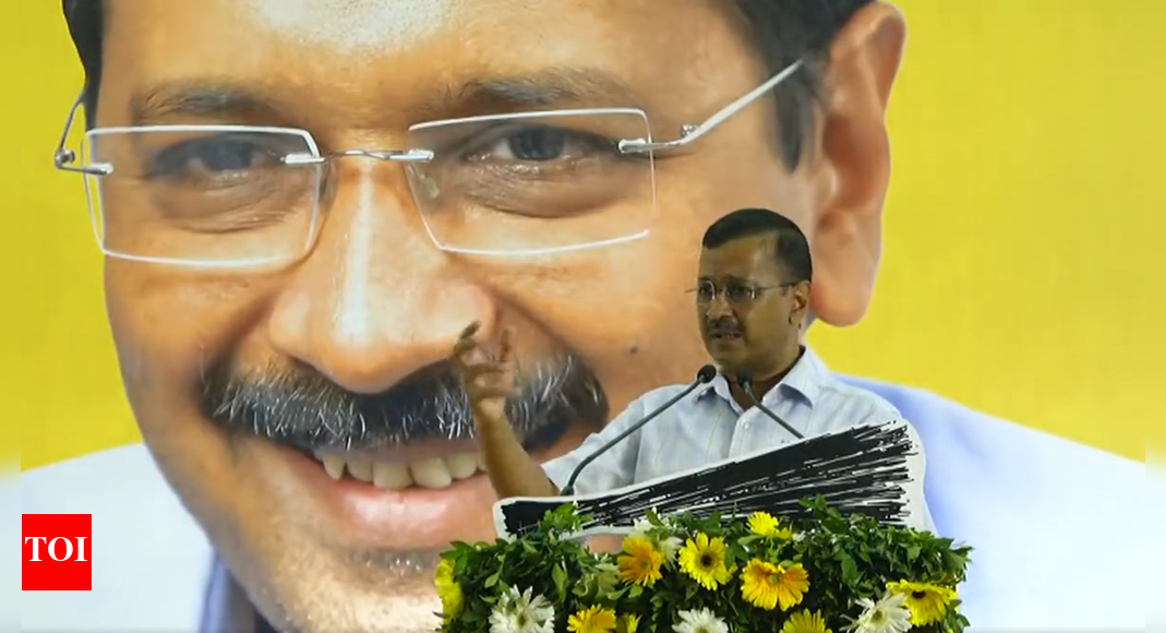 Ahead of Gujarat polls, Arvind Kejriwal assures RTO services at ... Ahead of Gujarat polls, Arvind Kejriwal assures RTO services at ...