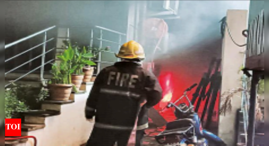 Fire in Secunderabad: 8 killed as fire engulfs hotel in Secunderabad ...
