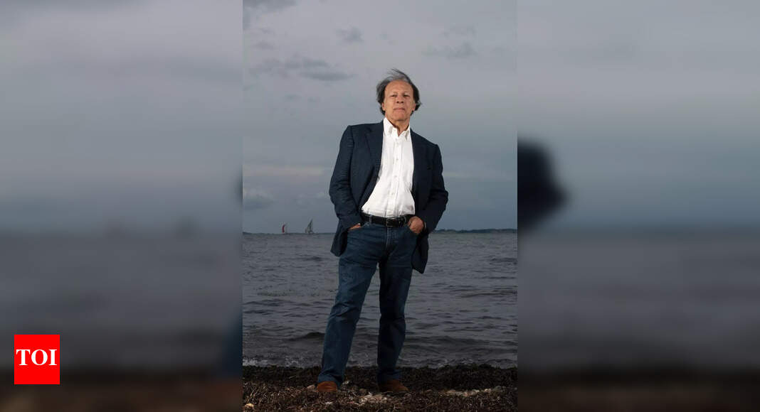 Award-winning novelist Javier Marias dies - Times of India