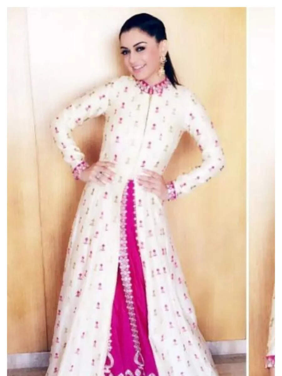 10 Fashion Goals Of Hansika Motwani | Times of India
