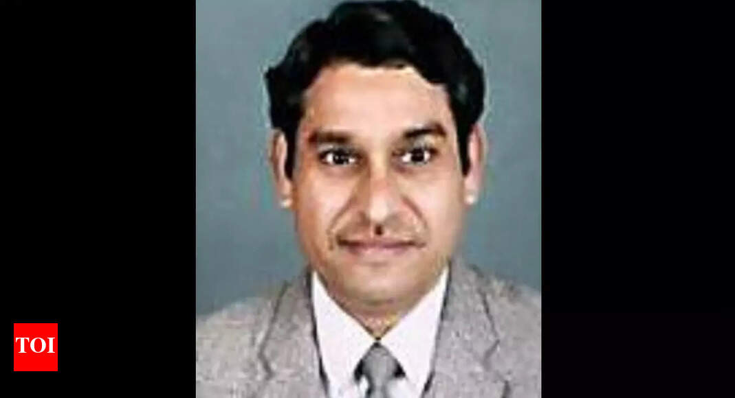IIT-Roorkee professor, 63, found dead in chair at home | Dehradun News ...