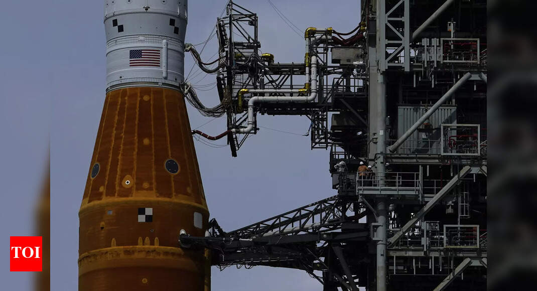 Space race 2.0? US’ lunar return gathers urgency, courtesy China ...