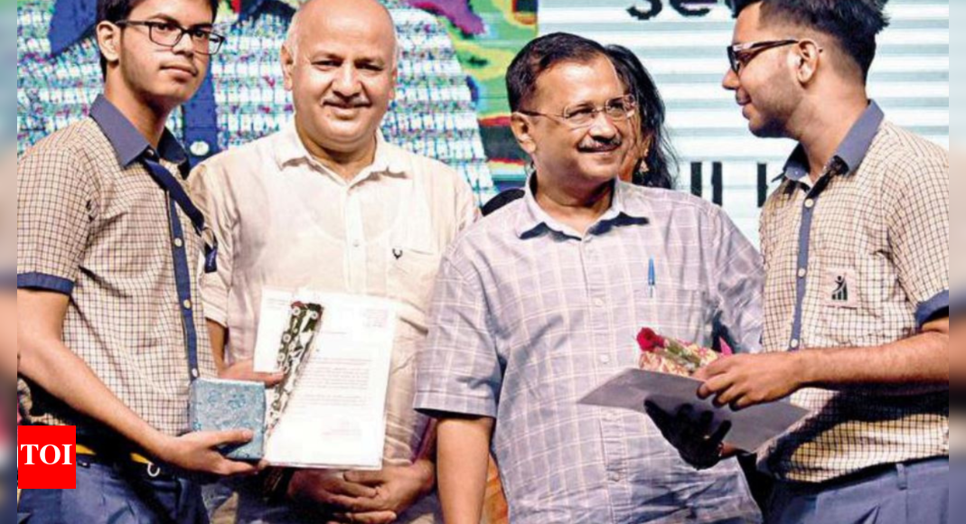 1,141 students clearing entrances will help in nation building: CM Arvind Kejriwal | Delhi News ...