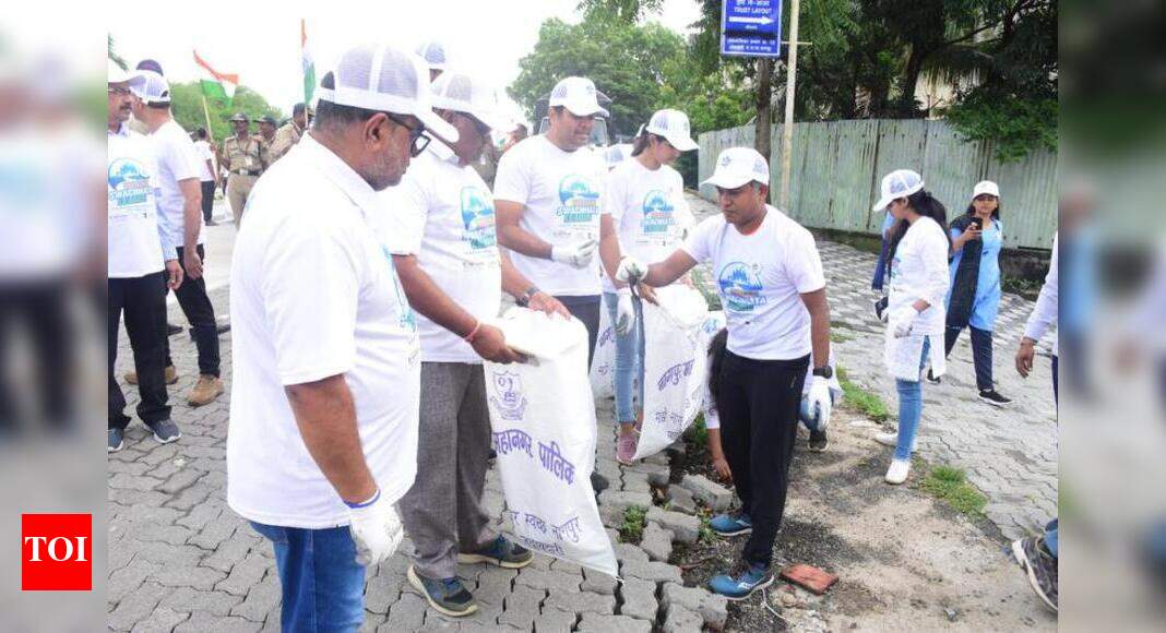 ‘Plog Run’ yields 227 bags of garbage | Nagpur News - Times of India