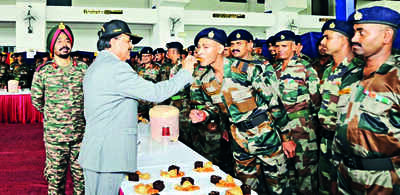 Union Min Visits Rising Star Corps, Dah Division | Chandigarh News ...