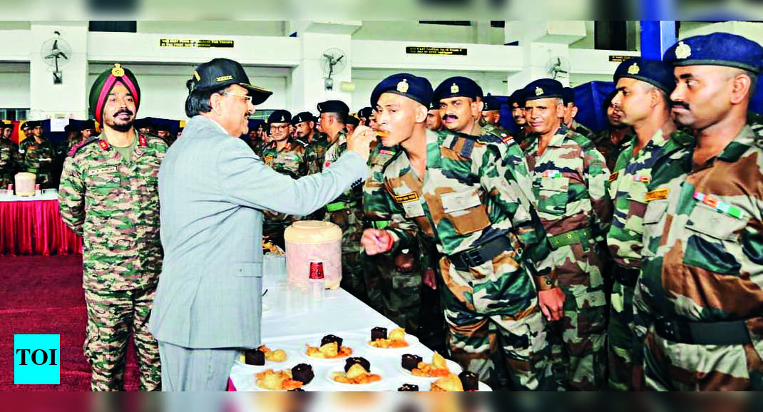 Rising Star Corps: Union Min Visits Rising Star Corps, Dah Division ...