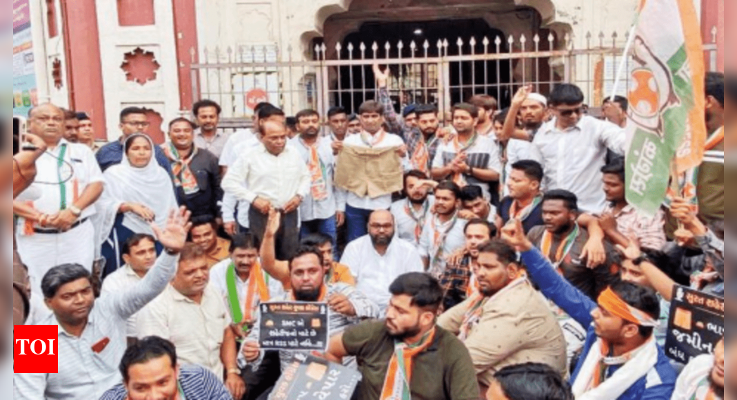 Congress: Smc’s Resolution On Land Use For Rss Sparks Protest | Surat ...