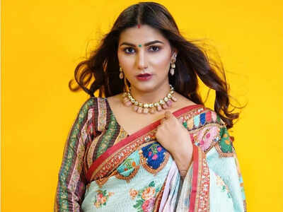 Sapna Chaudhary surrenders in cheating case | Bhojpuri Movie News - Times of India