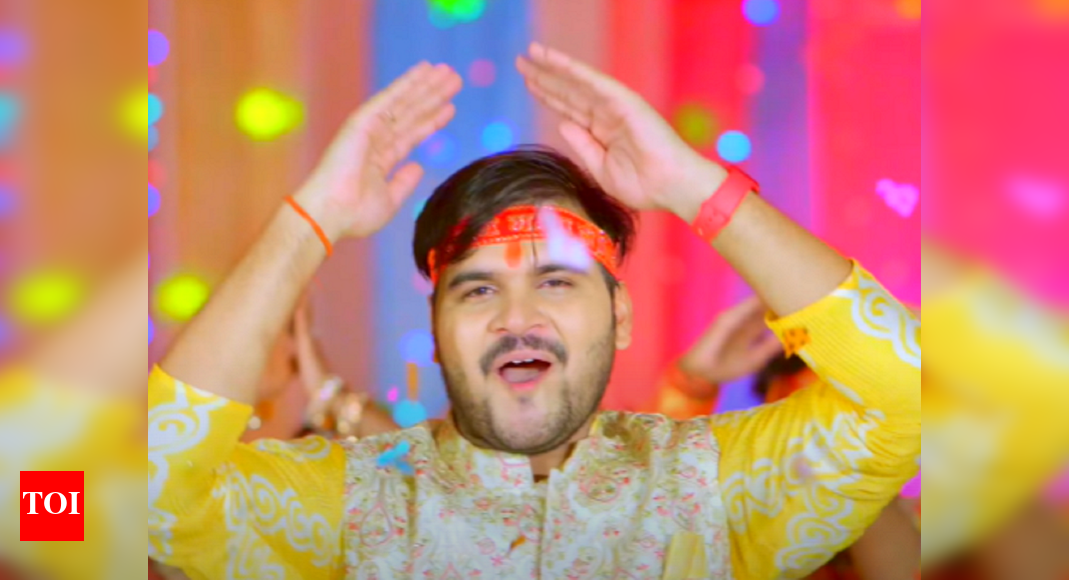 Arvind Akela Kallu's new devotional song 'Jagrata Mein Nachla Se Ka Fayada' is out! | Bhojpuri ...