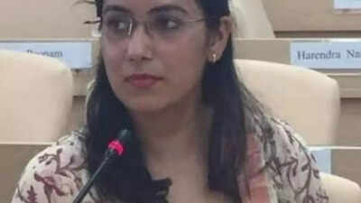 Woman IAS officer gets Bihar cadre after long legal battle with West ...