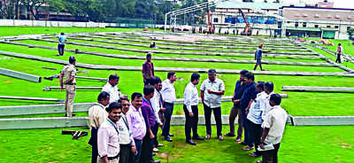 Twin Cities’ Mayor Will Not Wear Ceremonial Robe To Greet President ...