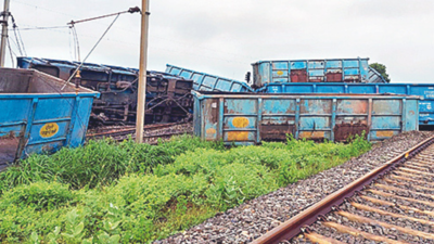 Goods Train Derails In Rohtas, Affects Traffic | Patna News - Times of India