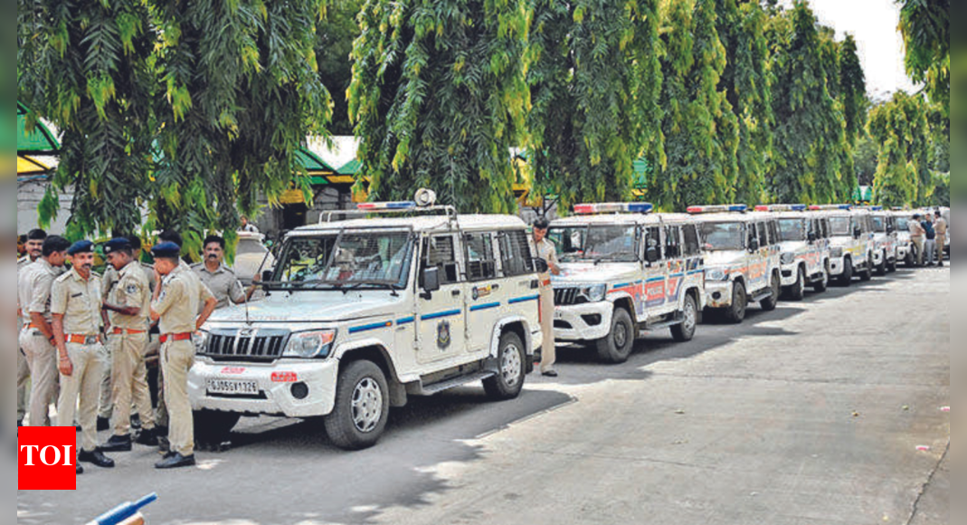 Surat Milk Vans Travel With Police Escort | Surat News - Times of India