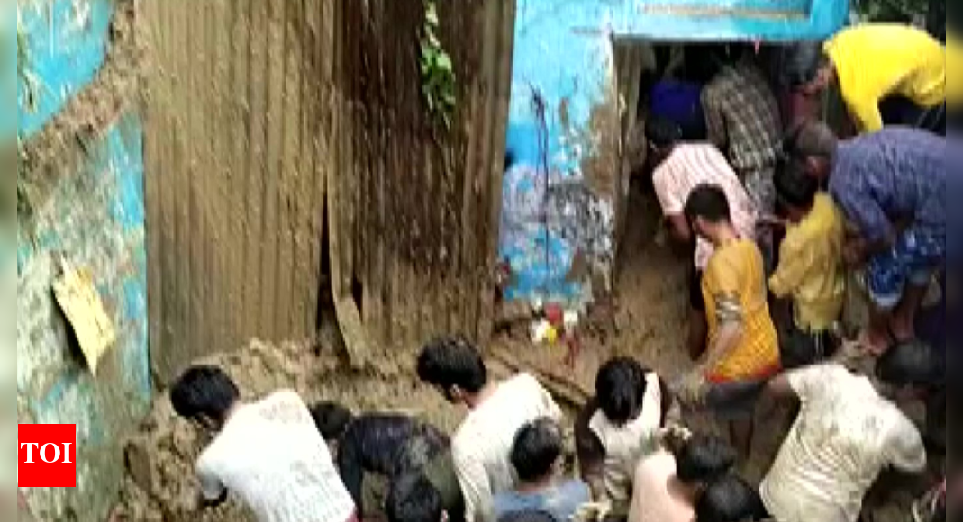 7 killed in wall collapse incidents in Uttar Pradesh due to heavy rain ...