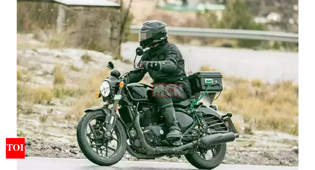 Royal Enfield Shotgun 650 launch soon: Specs and expected price - Times ...
