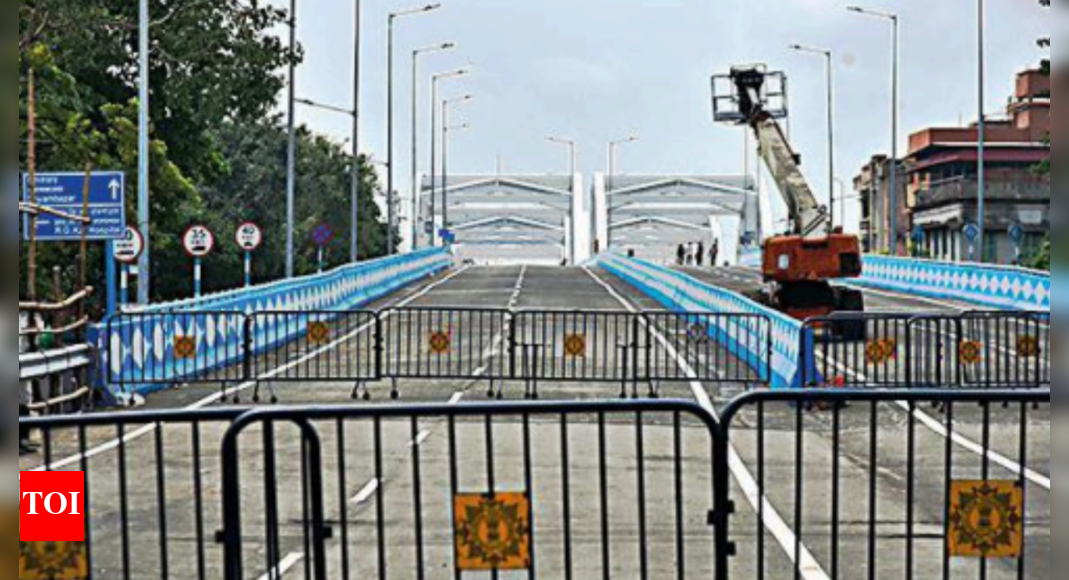 Kolkata: A day after launch, shut Tala bridge triggers snarls | Kolkata ...