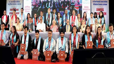 No substitute to consistency, hard work: RMLIMS toppers | Lucknow News ...