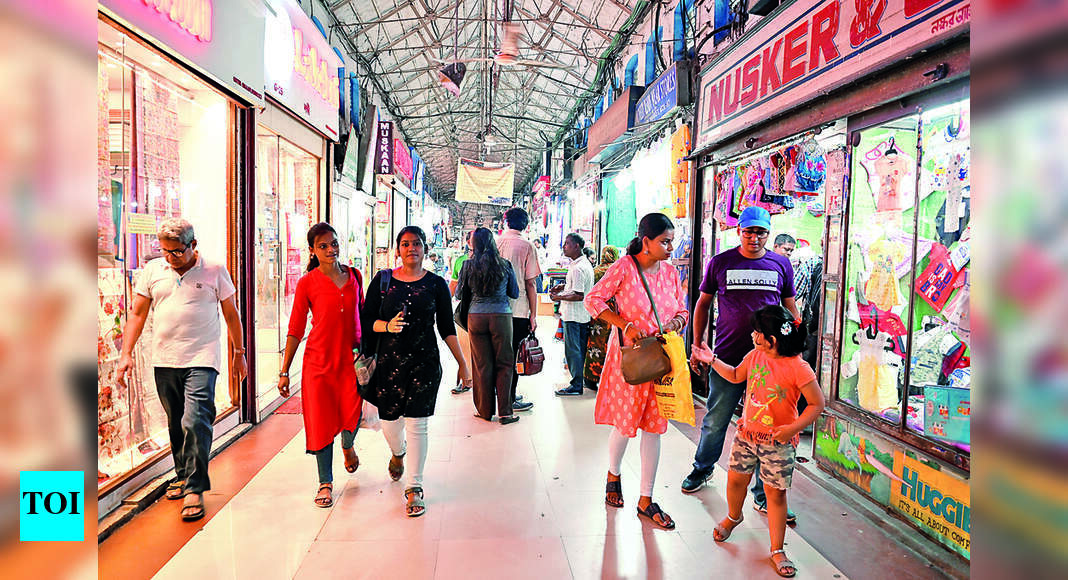 Kol Shops Open Early, Shut Late To Beat Rally-rain Blues | Kolkata News ...