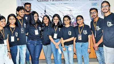 24 Teams Take Part In National Parliamentary Debate At Cnlu | Patna ...
