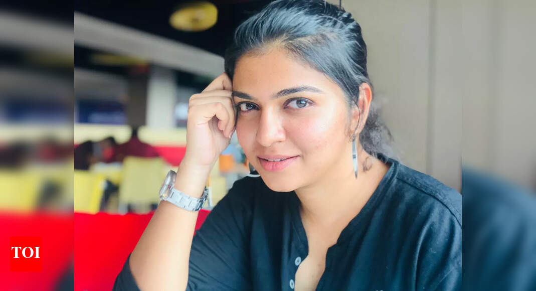 Raveena Ravi thanks heroines she's dubbed for as she completes 10 years ...