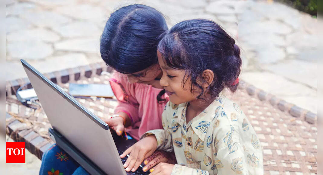Jaago: The story of Bangladesh's NGO JAAGO ensures online education for ...