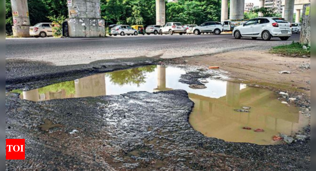Gurugram: Golf Course Road stretch linking AIT Chowk, Southern ...