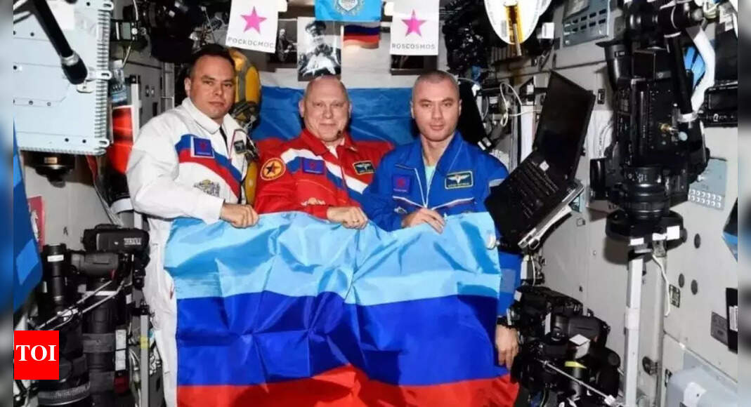 3 Russian cosmonauts return safely from International Space Station ...