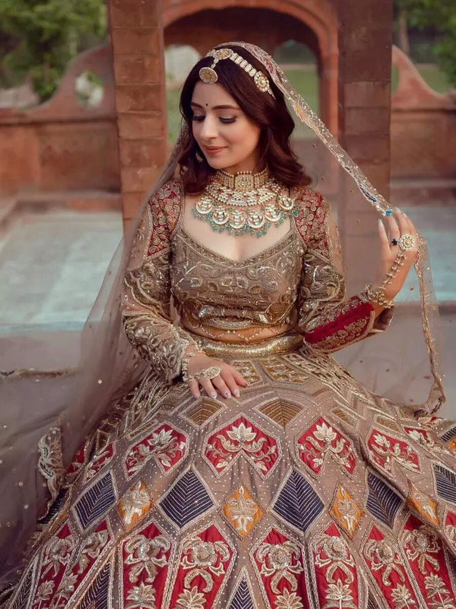 Tania's top 10 lehenga looks for the festive season! | Times of India