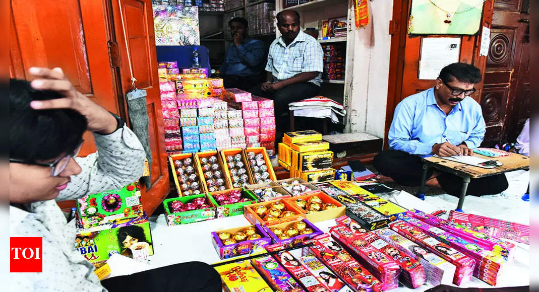 Traders Edgy As Cracker Makers Cut Production | Ludhiana News - Times ...
