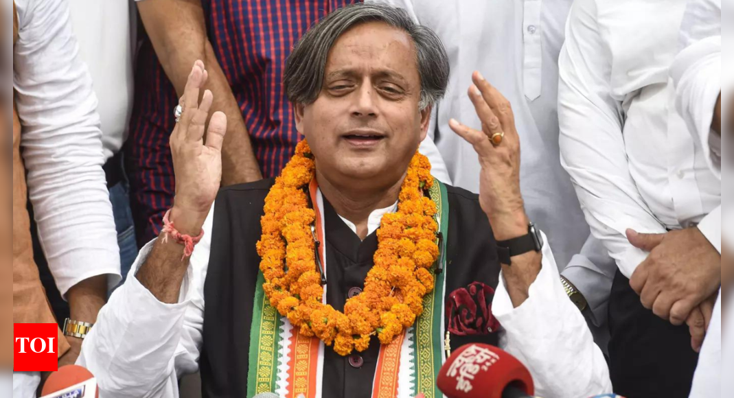 Tharoor faces flak for manifesto showing distorted map of India, later ...