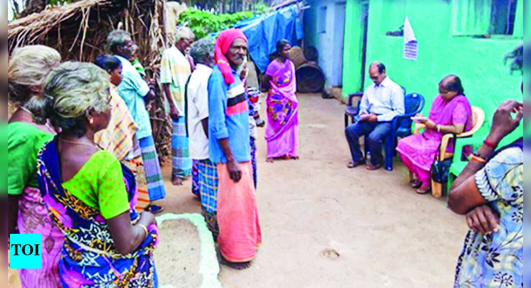 Paliyar: Paliyar Tribes In Palani Denied Community Certificates ...