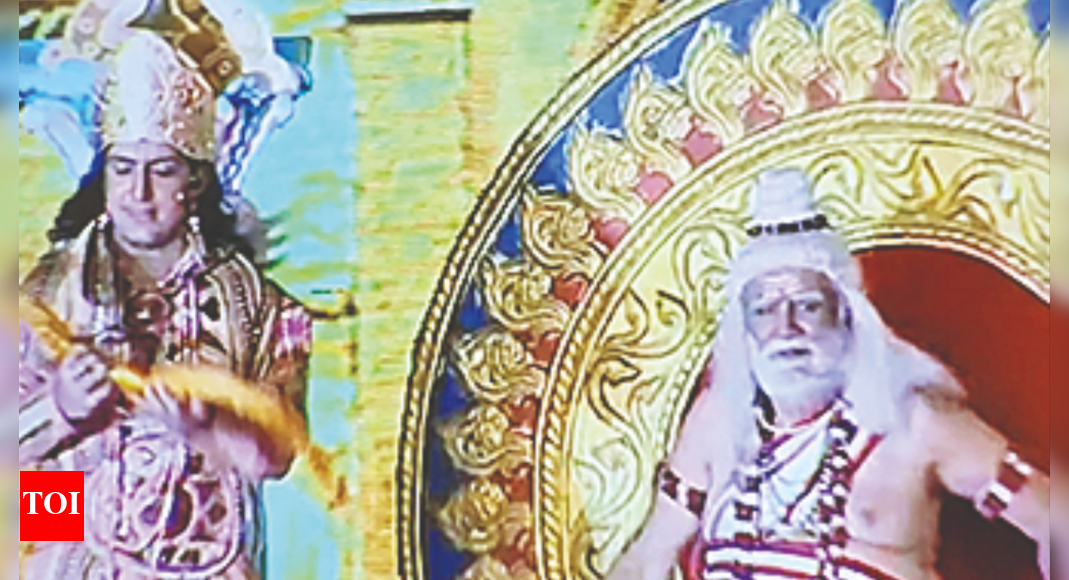 Choubey Excels In Vishwamitra’s Role | Patna News - Times of India