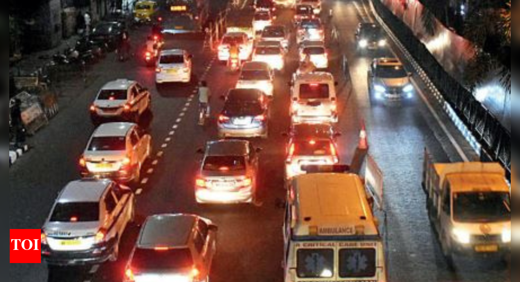 West Bengal: Green channels and service roads beat VIP Road traffic ...