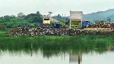Greens slam illegal concrete unit at Belpada wetland | Mumbai News ...