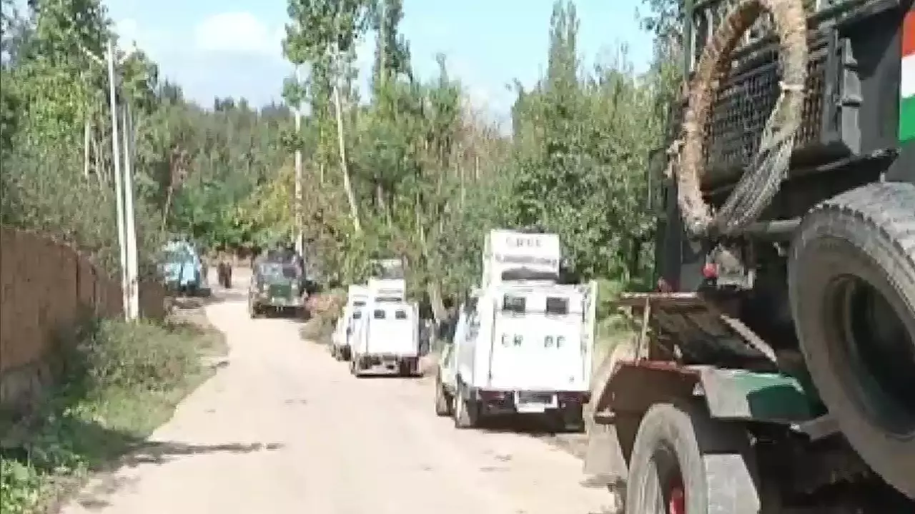 LeT terrorist killed in encounter in J&K's Shopian | India News - Times of India