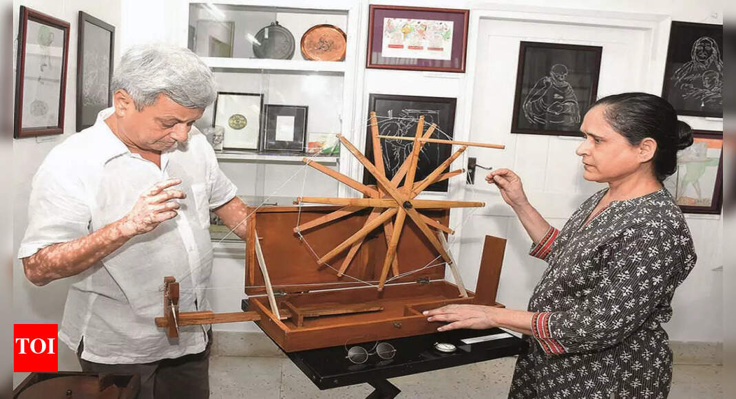 Shah: Gandhian Couple To Put 8 Rare Charkhas On Display | Vadodara News ...