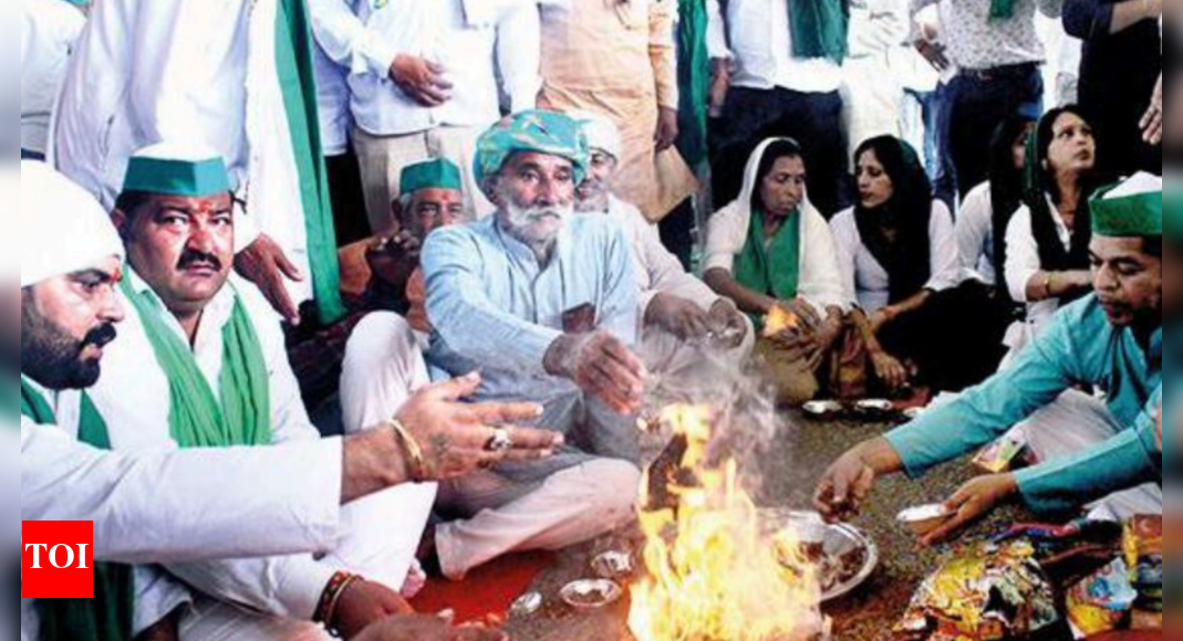 Up Gate: Farmers Are Back At Up Gate, This Time To Mark ‘kisan Kranti ...