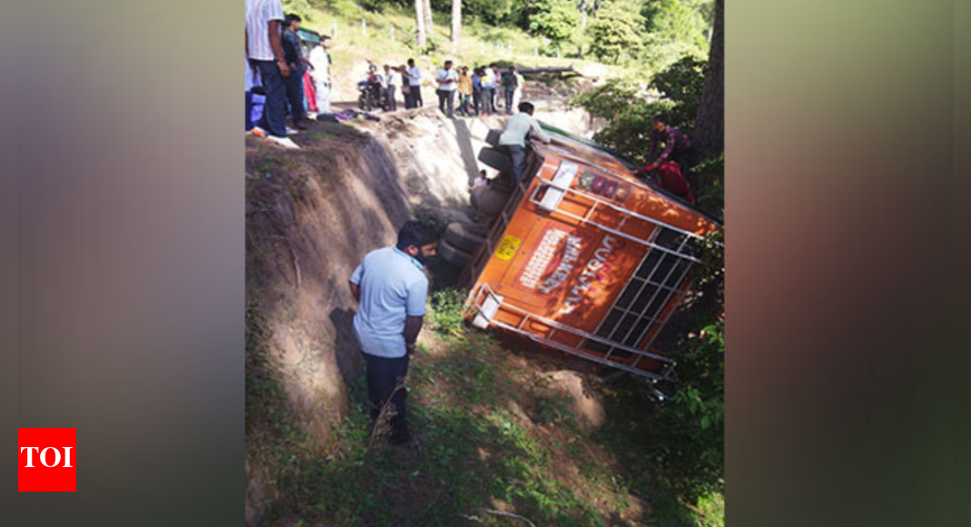 Jammu and Kashmir: One killed, 67 injured after overloaded bus overturns in Udhampur | Jammu ...